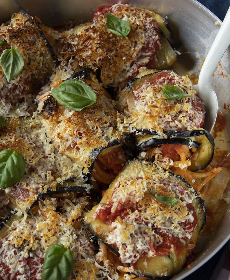 Involtini di melanzane ripieni di spaghetti | Enrica Panariello | Pomi ...